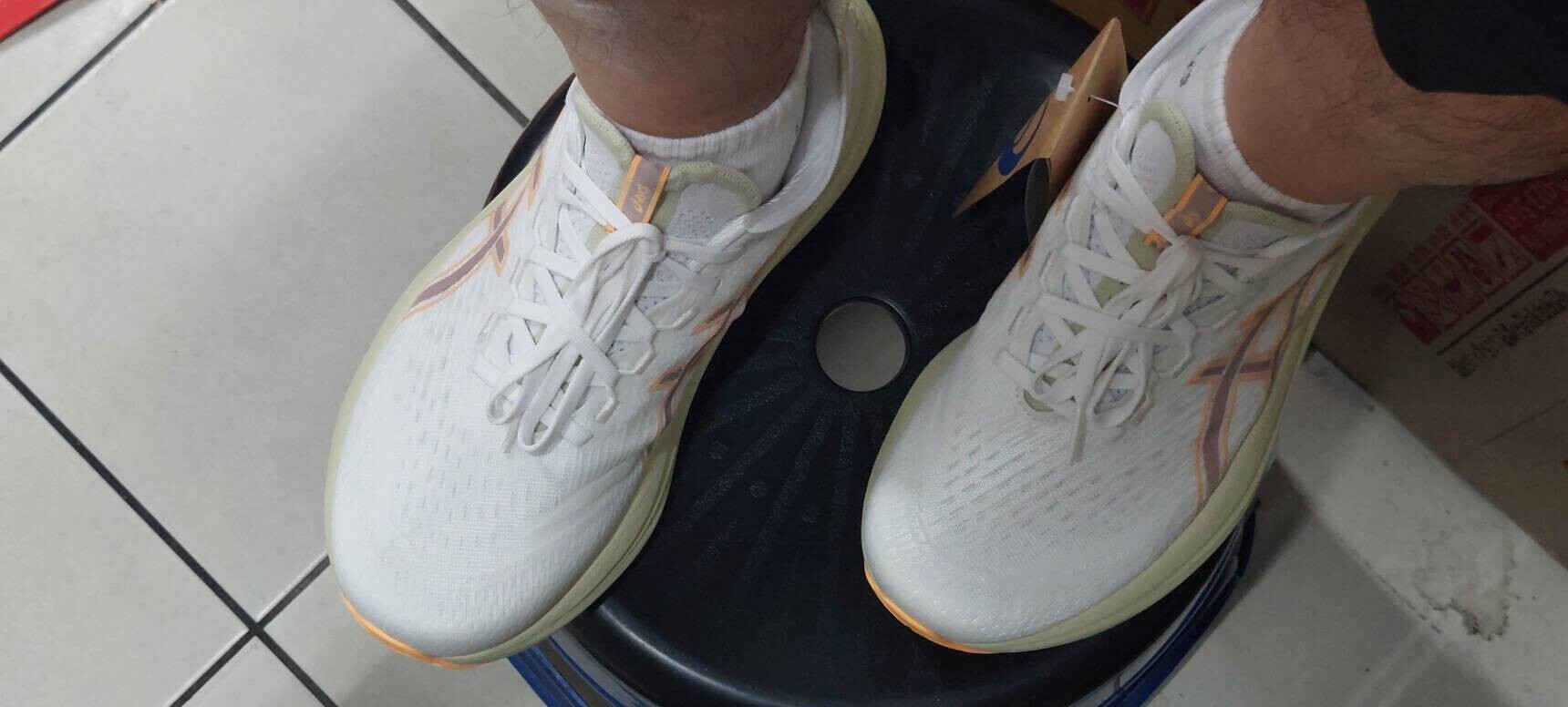 젤 님버스 27(4E) - 아식스 공식 온라인스토어